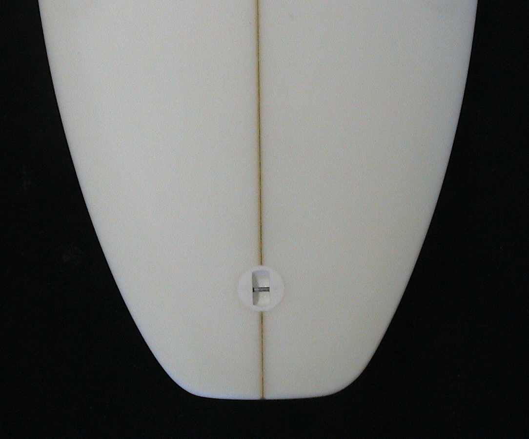 How Surfboard Tail Shapes Affect Performance